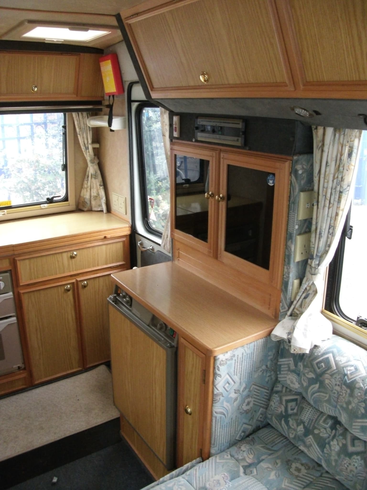 1995 Autosleeper Executive - SOLD | Black Country Caravans & Camping