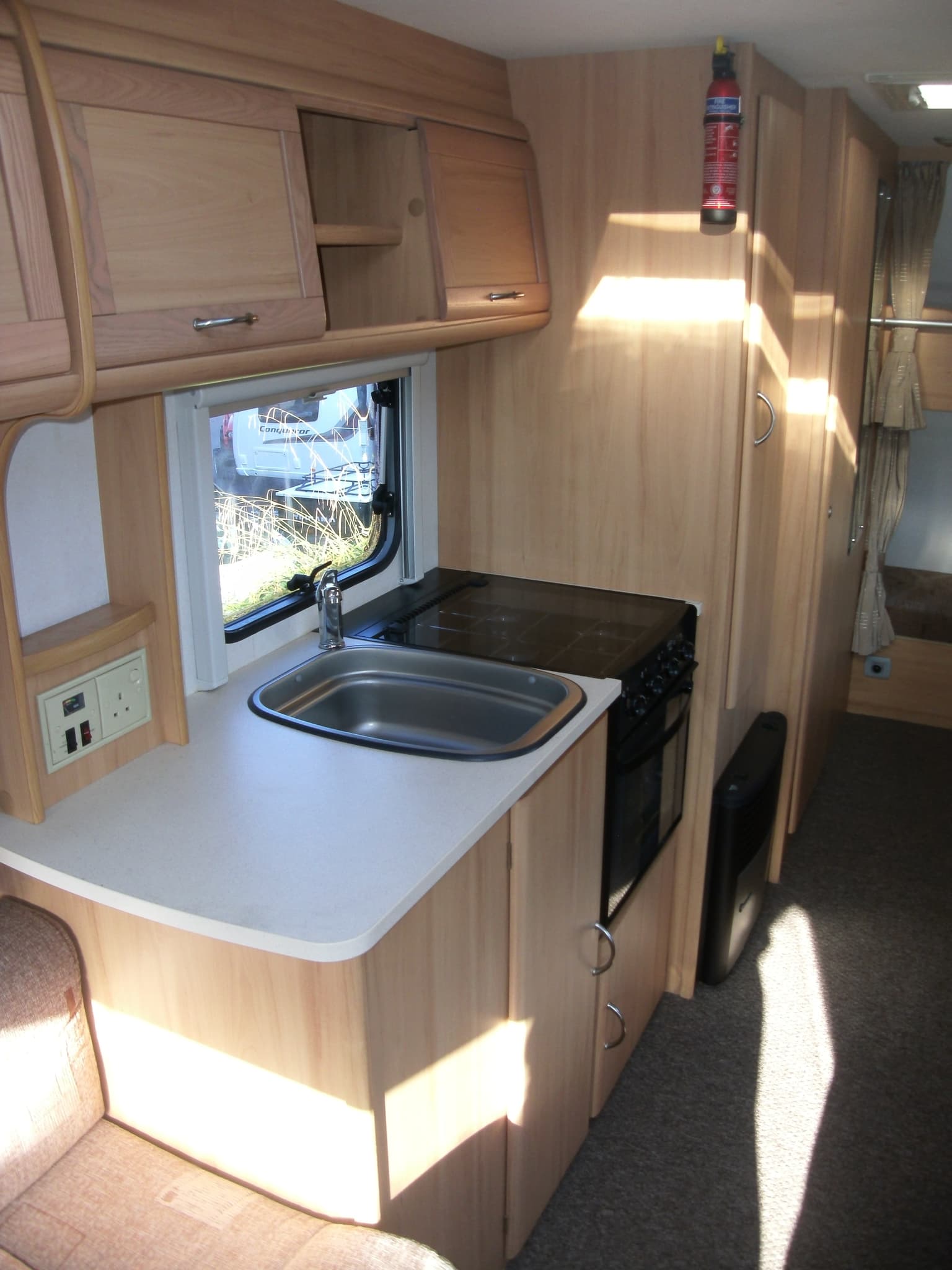 2007 Avondale Dart 556-6 - SOLD | Black Country Caravans & Camping
