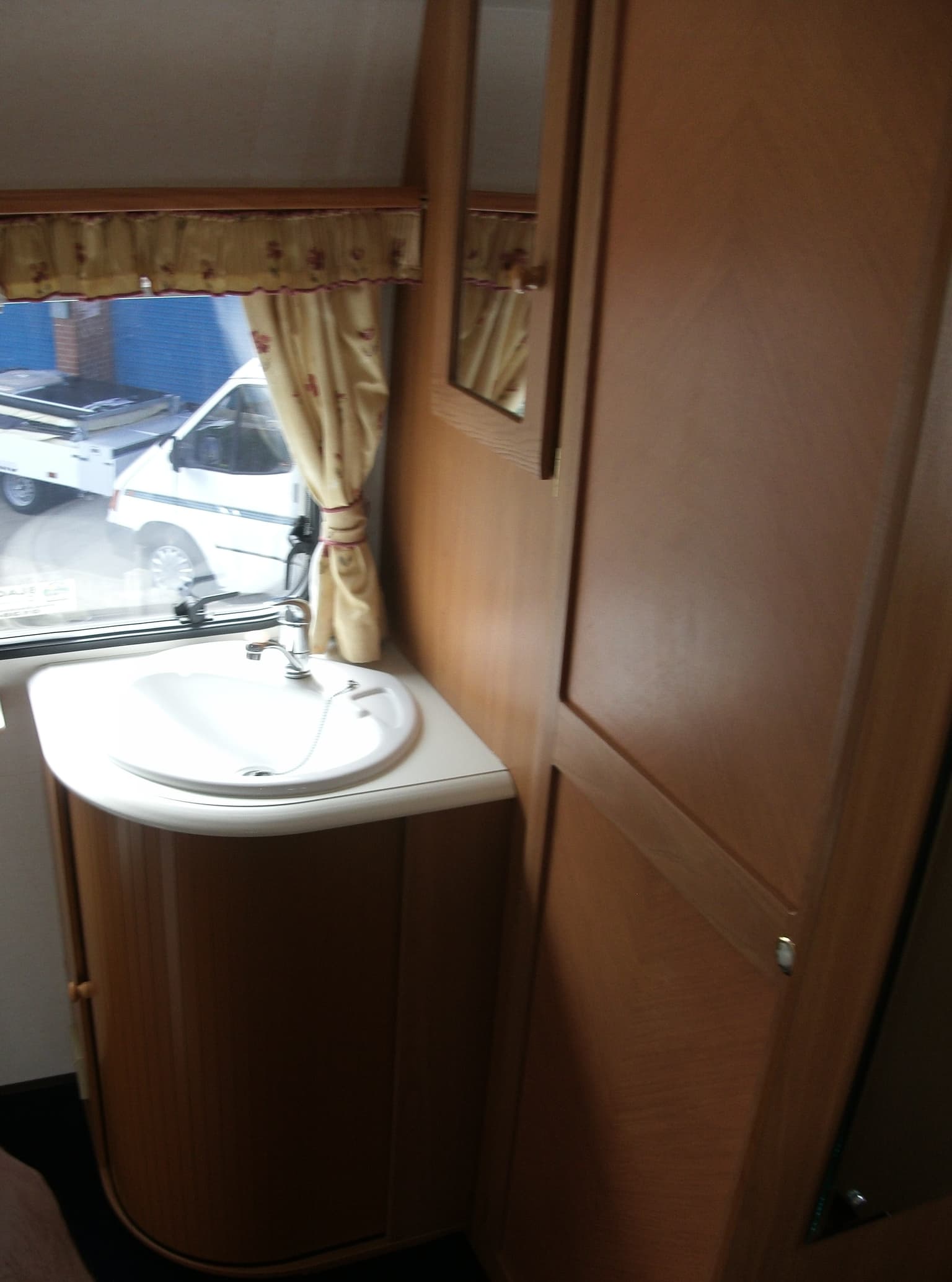 2002 Avondale Osprey - SOLD | Black Country Caravans & Camping