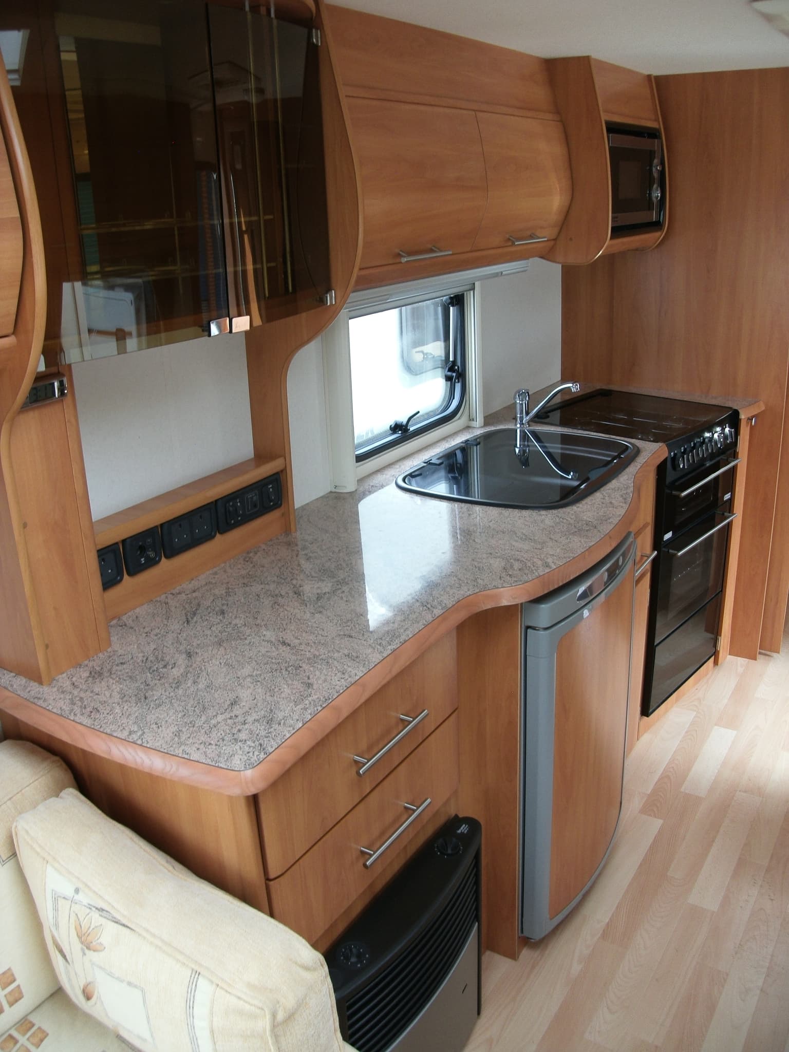 2008 Avondale Osprey S - SOLD | Black Country Caravans & Camping