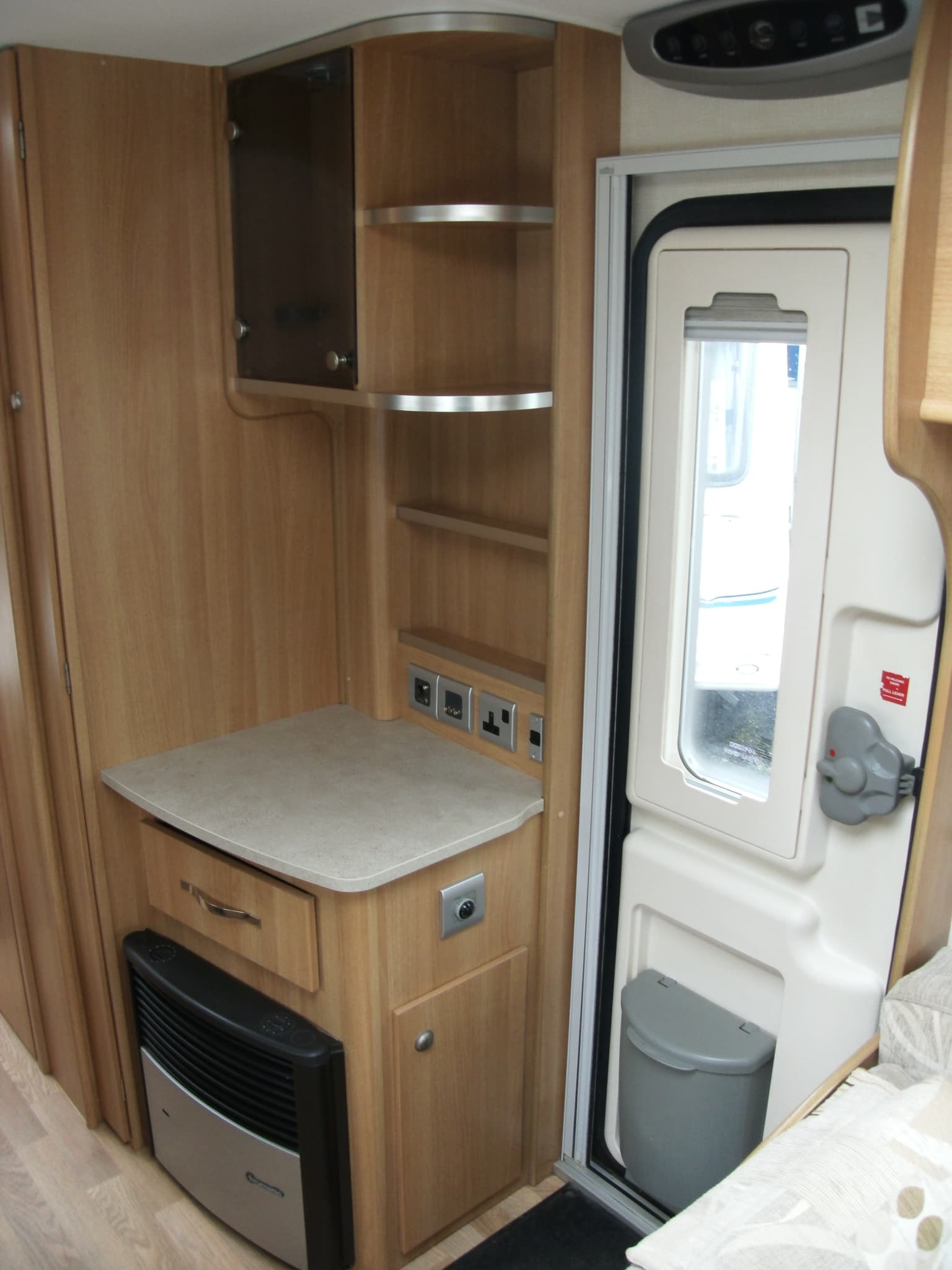 2011 Coachman VIP 545/4 - SOLD | Black Country Caravans & Camping