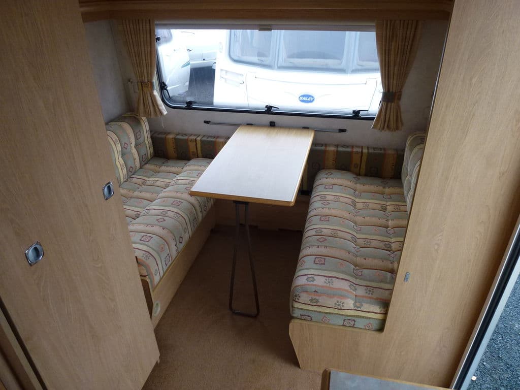 2001 Elddis Avante 505 - SOLD | Black Country Caravans & Camping