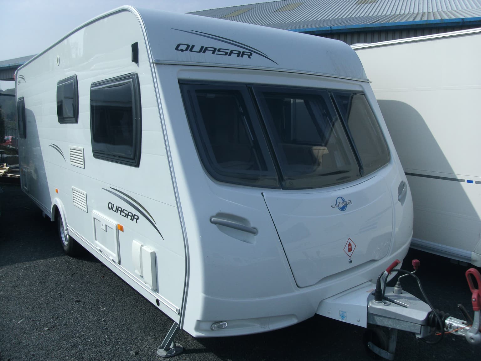 2010 Lunar Quasar 544 - SOLD | Black Country Caravans & Camping