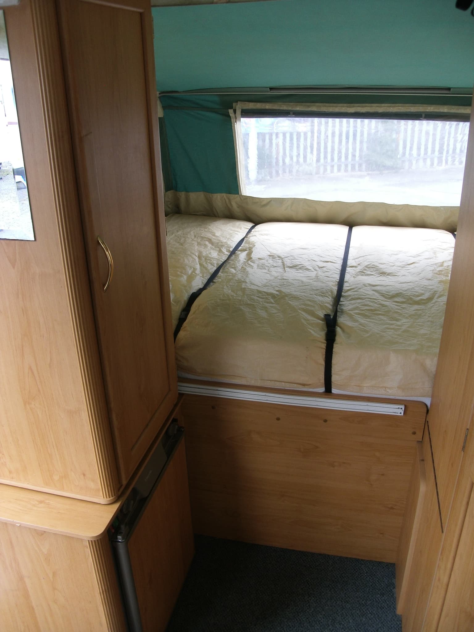 2002 Pennine Pathfinder 600 DL - SOLD | Black Country Caravans & Camping