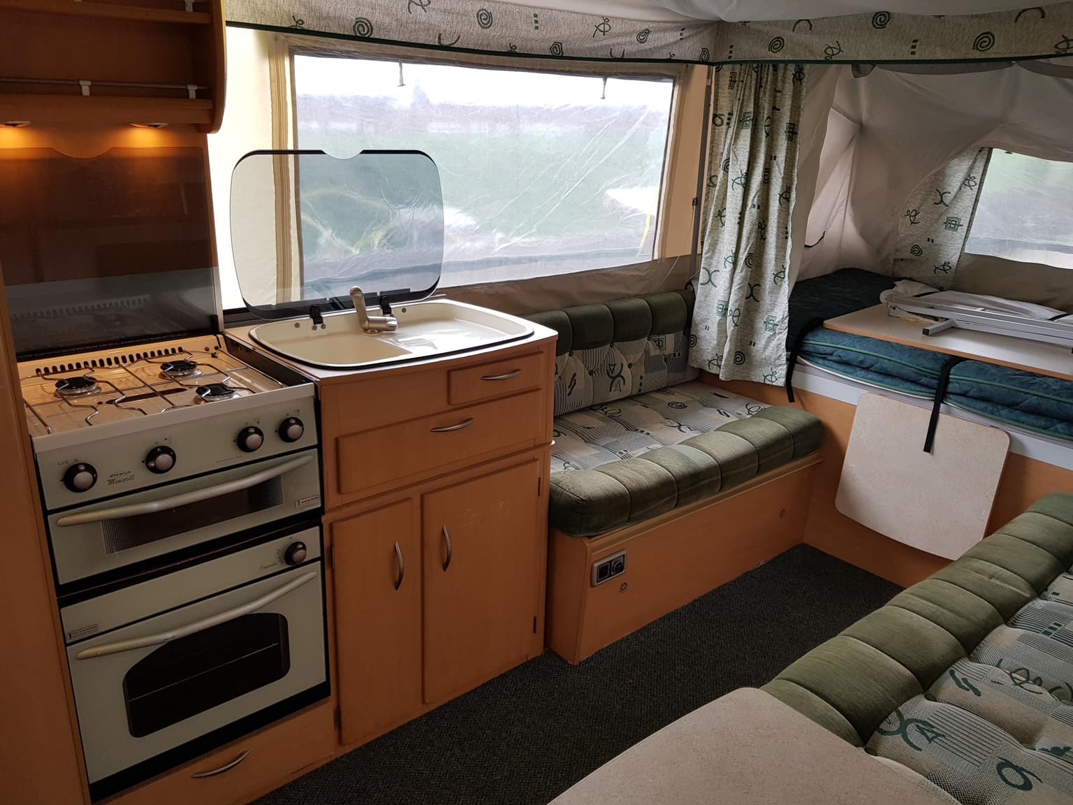 2003 Pennine Pathfinder 600 DL - SOLD | Black Country Caravans & Camping