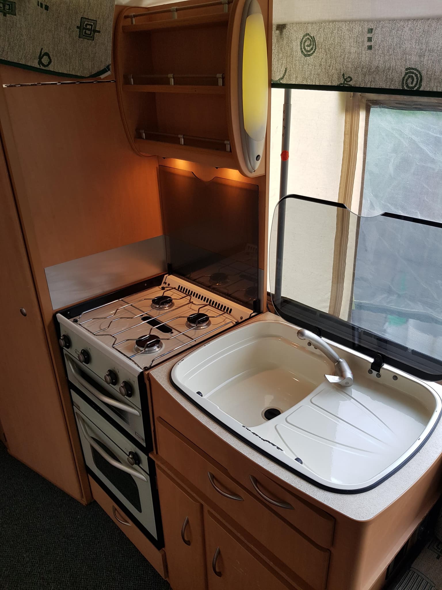 2003 Pennine Pathfinder 600 DL - SOLD | Black Country Caravans & Camping
