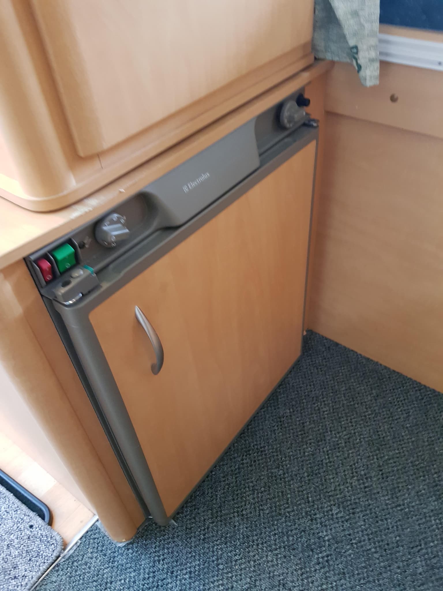 2003 Pennine Pathfinder 600 DL - SOLD | Black Country Caravans & Camping