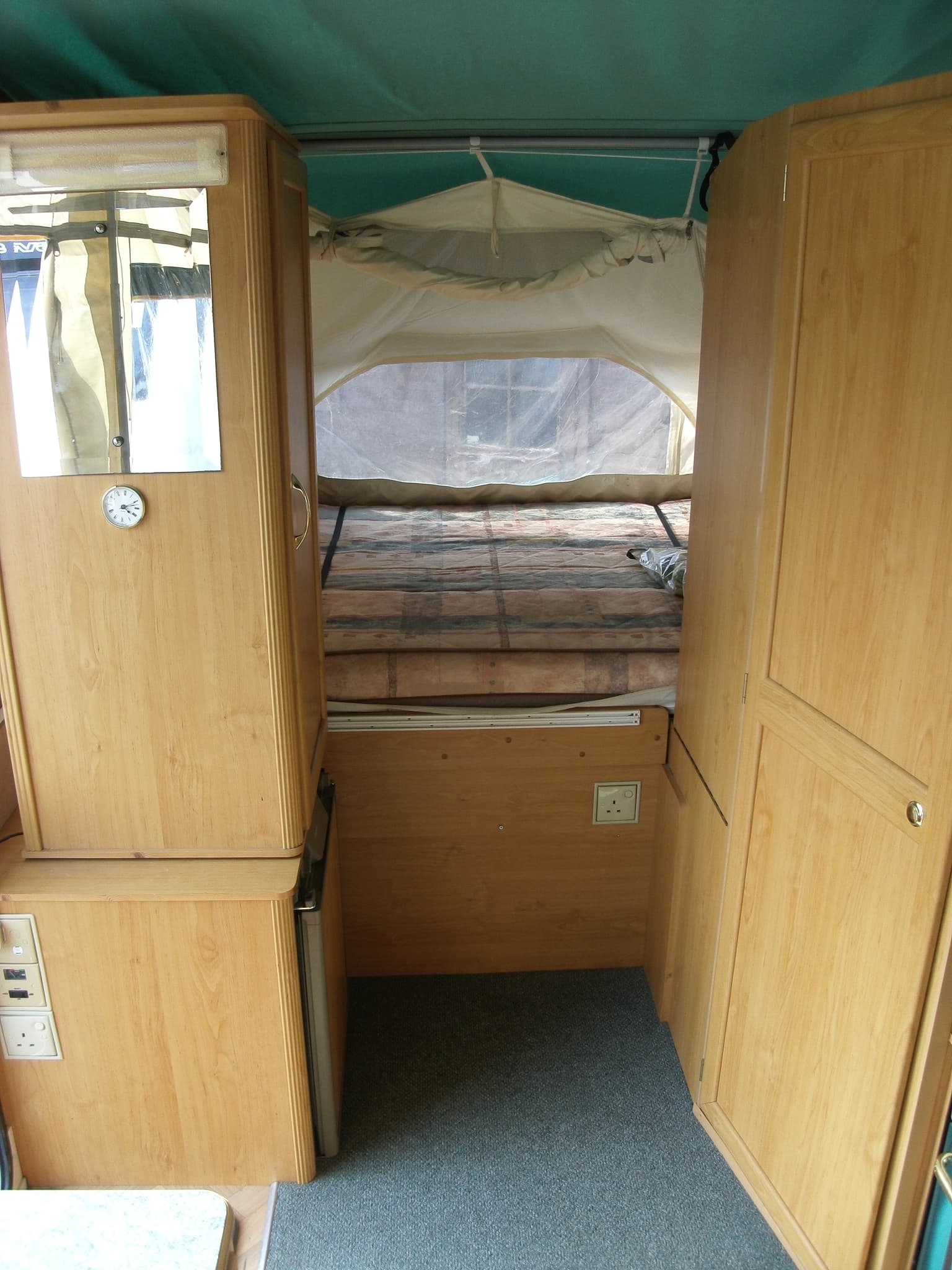 2001 Pennine Pathfinder 600 TC - SOLD | Black Country Caravans & Camping