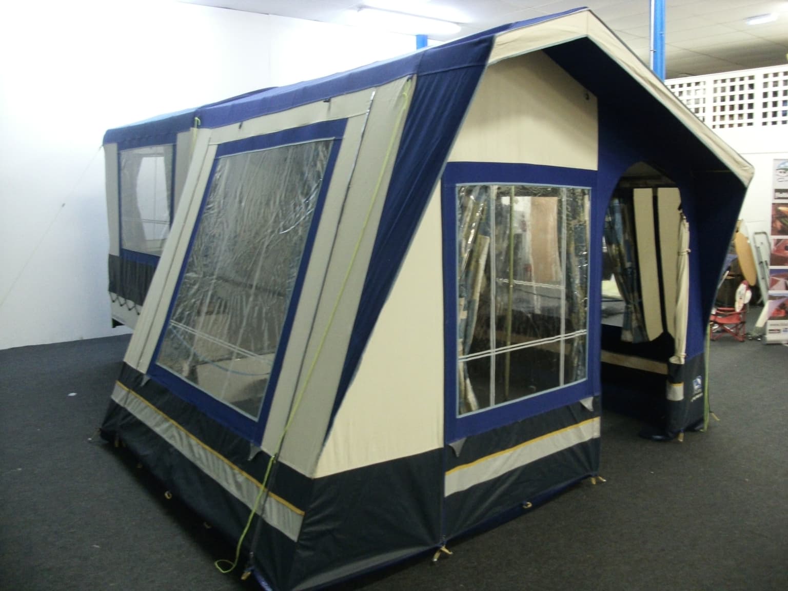 2007 Sunncamp Holiday 240 Duo - SOLD | Black Country Caravans & Camping