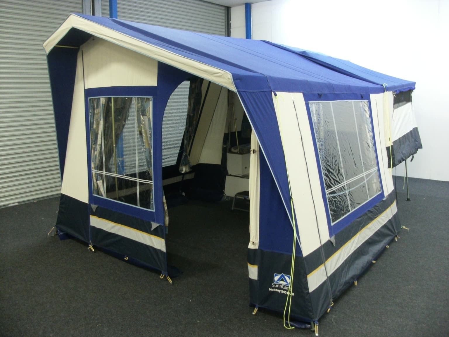 2007 Sunncamp Holiday 240 Duo - SOLD | Black Country Caravans & Camping