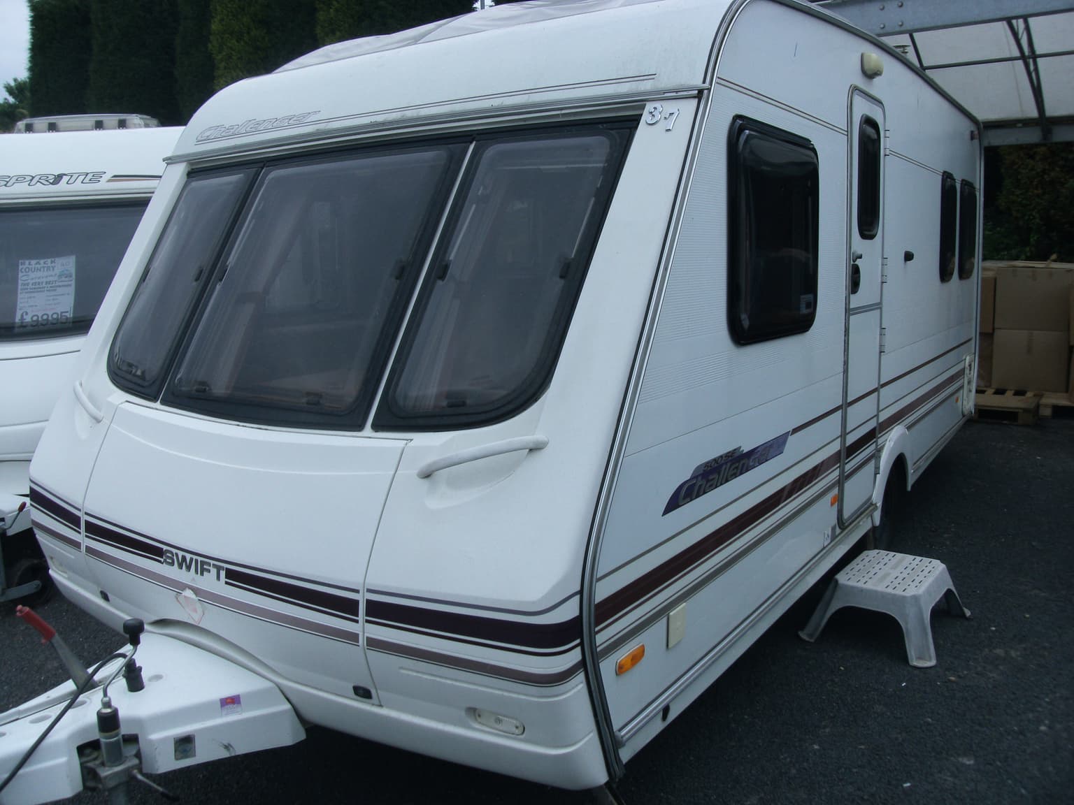 1999 Swift Challenger 500 SE - SOLD | Black Country Caravans & Camping