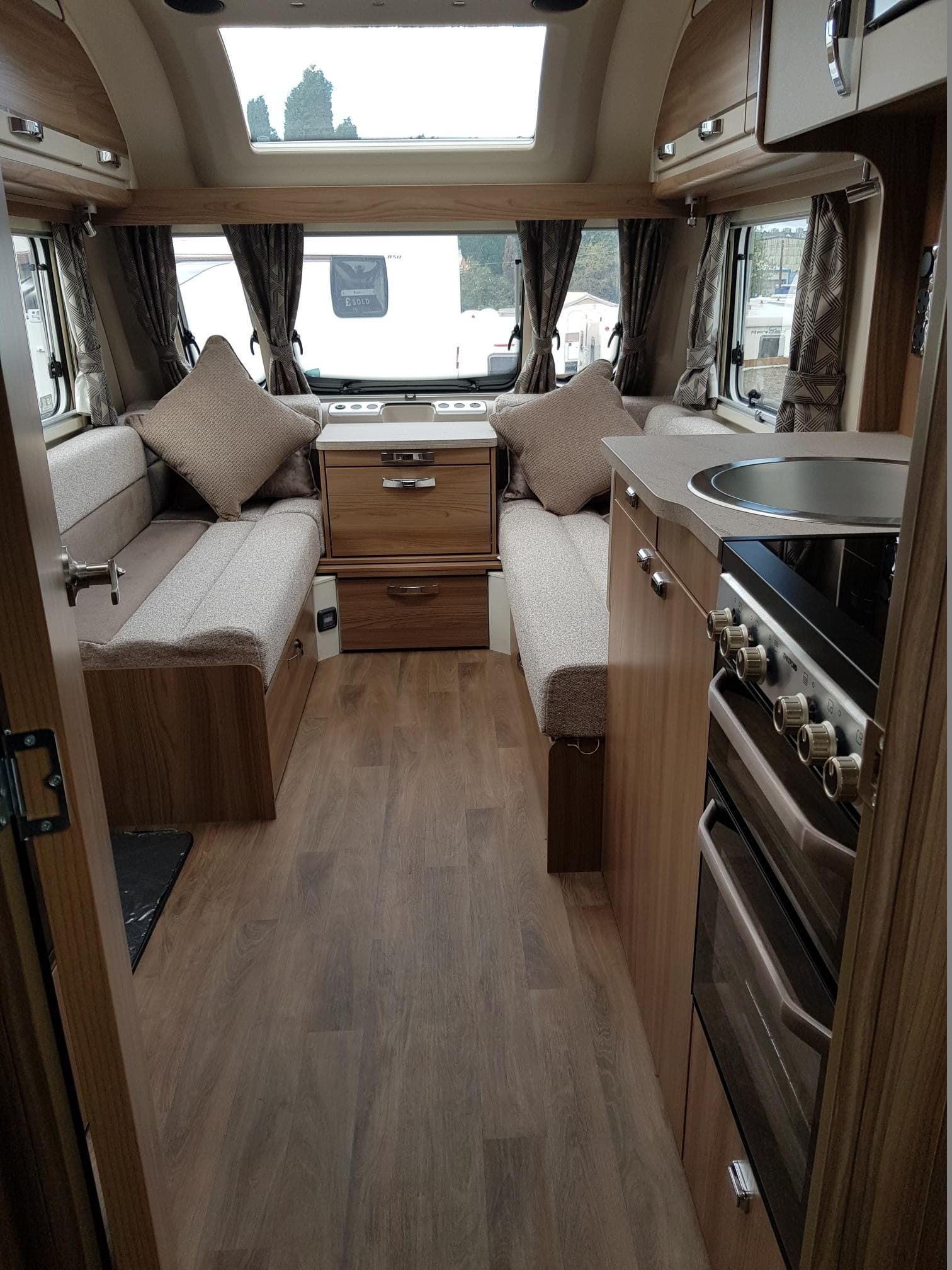 2022 Swift Challenger 650 - SOLD | Black Country Caravans & Camping