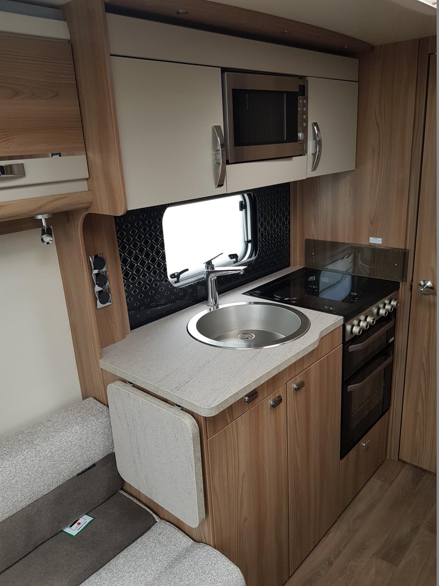 2022 Swift Challenger 650 - SOLD | Black Country Caravans & Camping