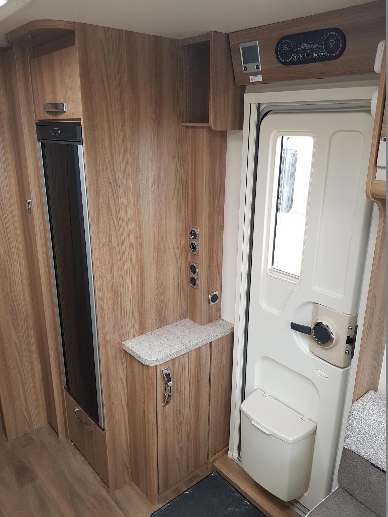 2022 Swift Challenger 650 - SOLD | Black Country Caravans & Camping