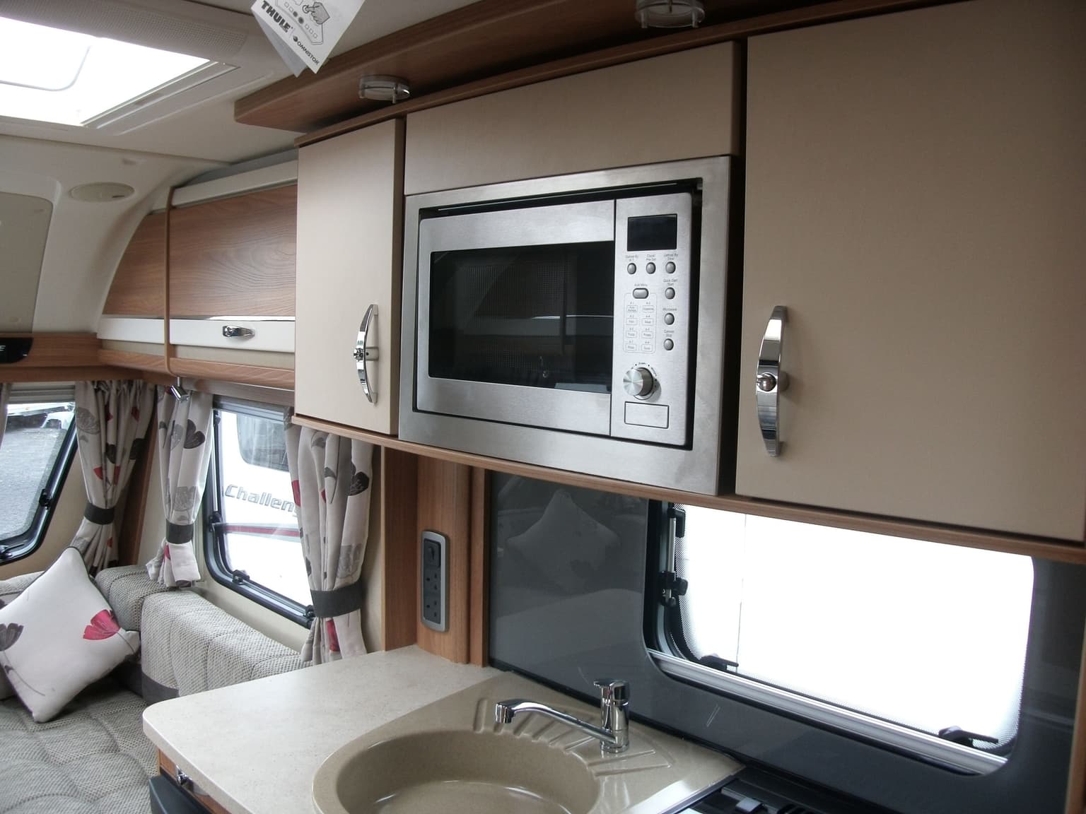 2013 Swift Challenger SE 565 - SOLD | Black Country Caravans & Camping