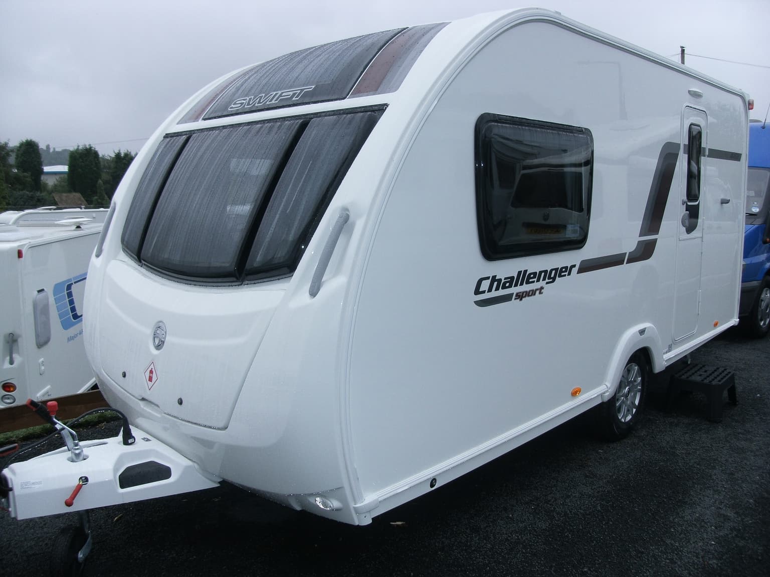 2014 Swift Challenger Sport 442 - SOLD