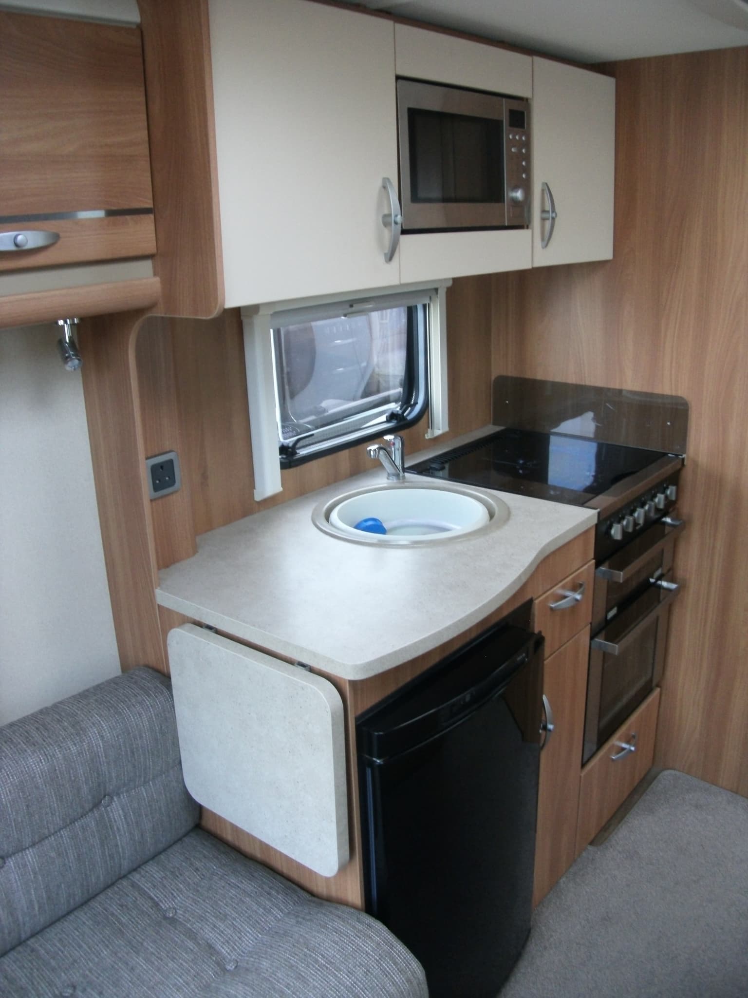 2014 Swift Challenger Sport 442 SR - SOLD