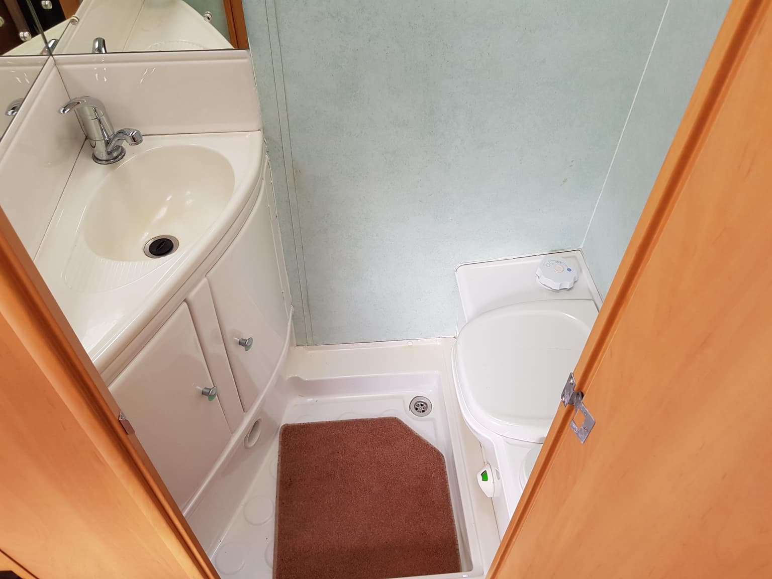 2004 Swift Charisma 570 - SOLD | Black Country Caravans & Camping