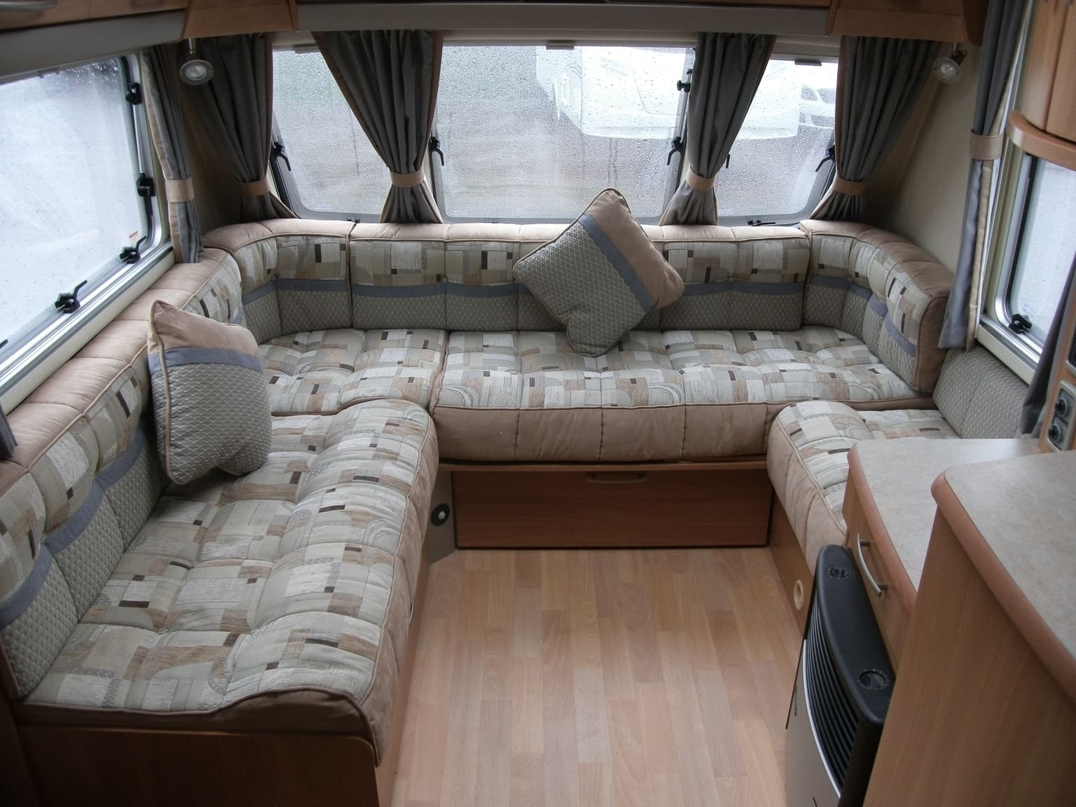 2007 Swift Conqueror 630 - SOLD | Black Country Caravans & Camping